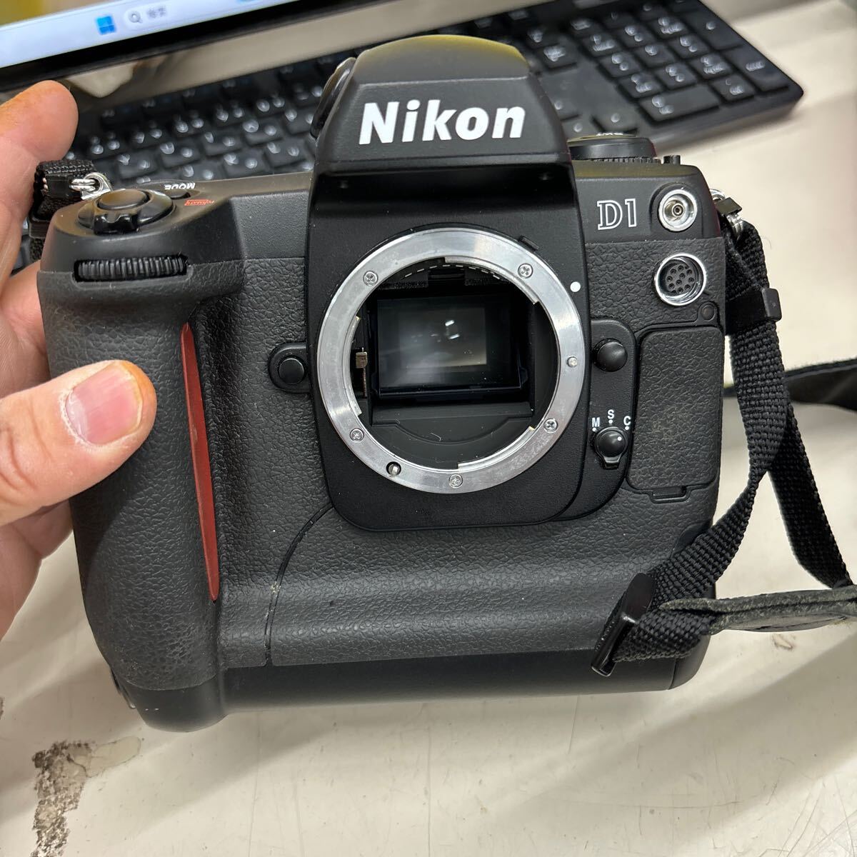 Yahoo!オークション - K348【アンティーク】Nikon ニコン D1