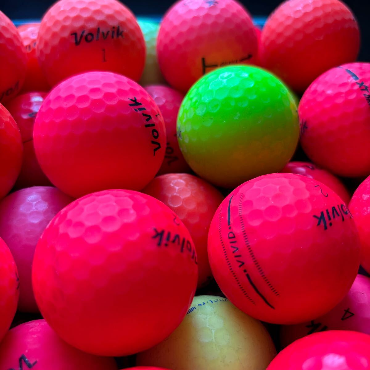 Yahoo!オークション - Y717 Volvik マット B 50球