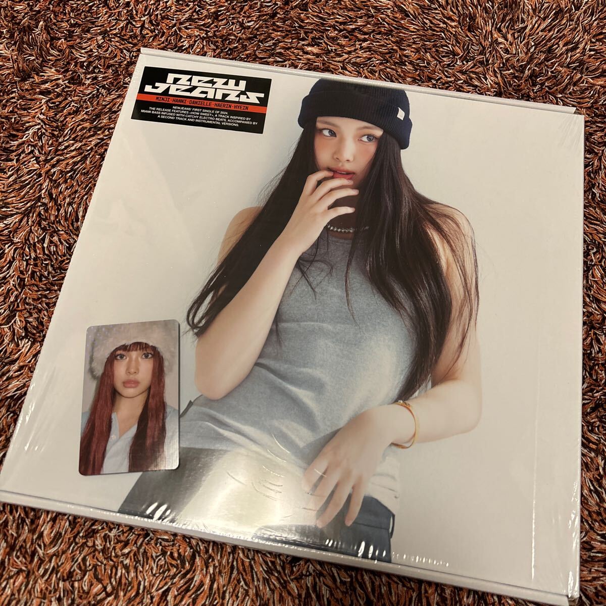 Yahoo!オークション - NewJeans How Sweet Album Hyein.ver（トレカ付...