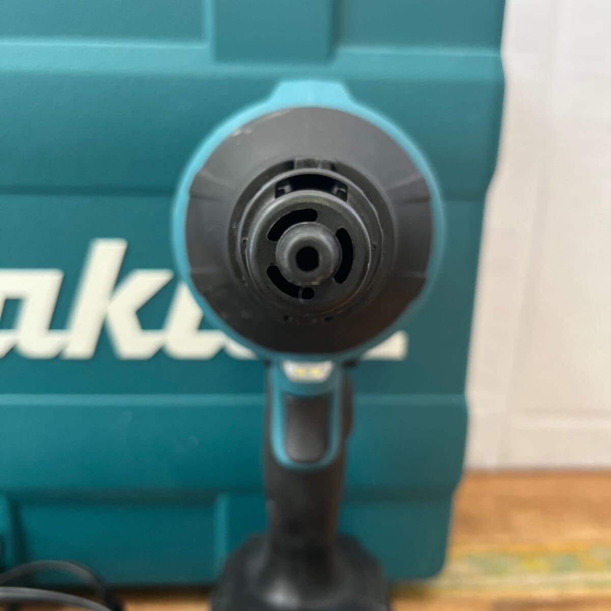 Yahoo!オークション - C504 状態良好 makita マキタ エアダスタ 充電...