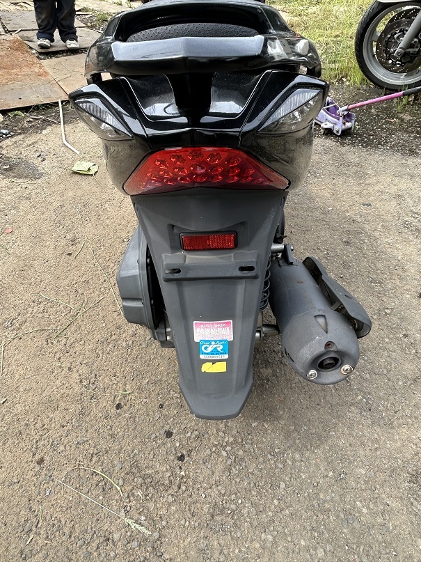 Yahoo!オークション - 台湾スズキ GSR125 人気の原付2種スクーター