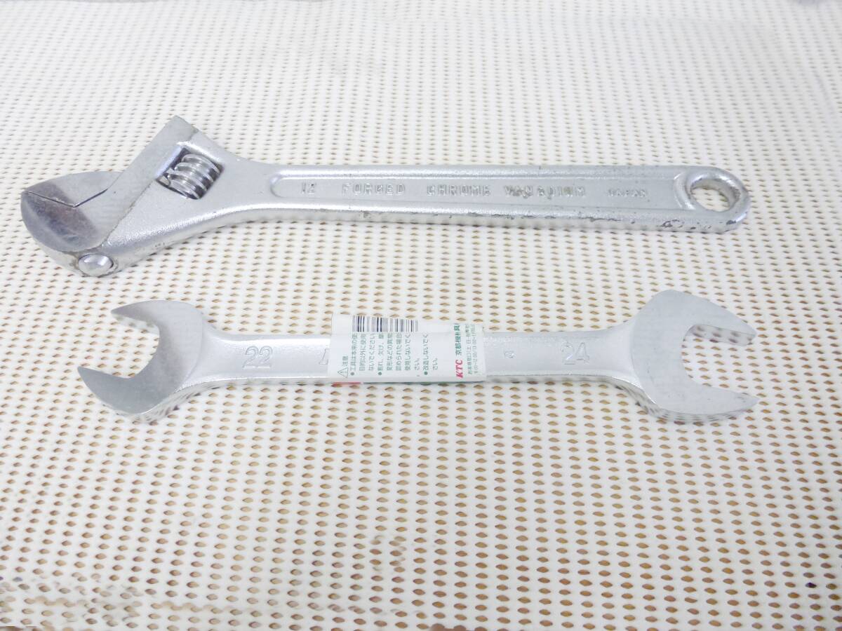 Yahoo!オークション - 未使用 KTC 22×24mm スパナ 中古大型モン...