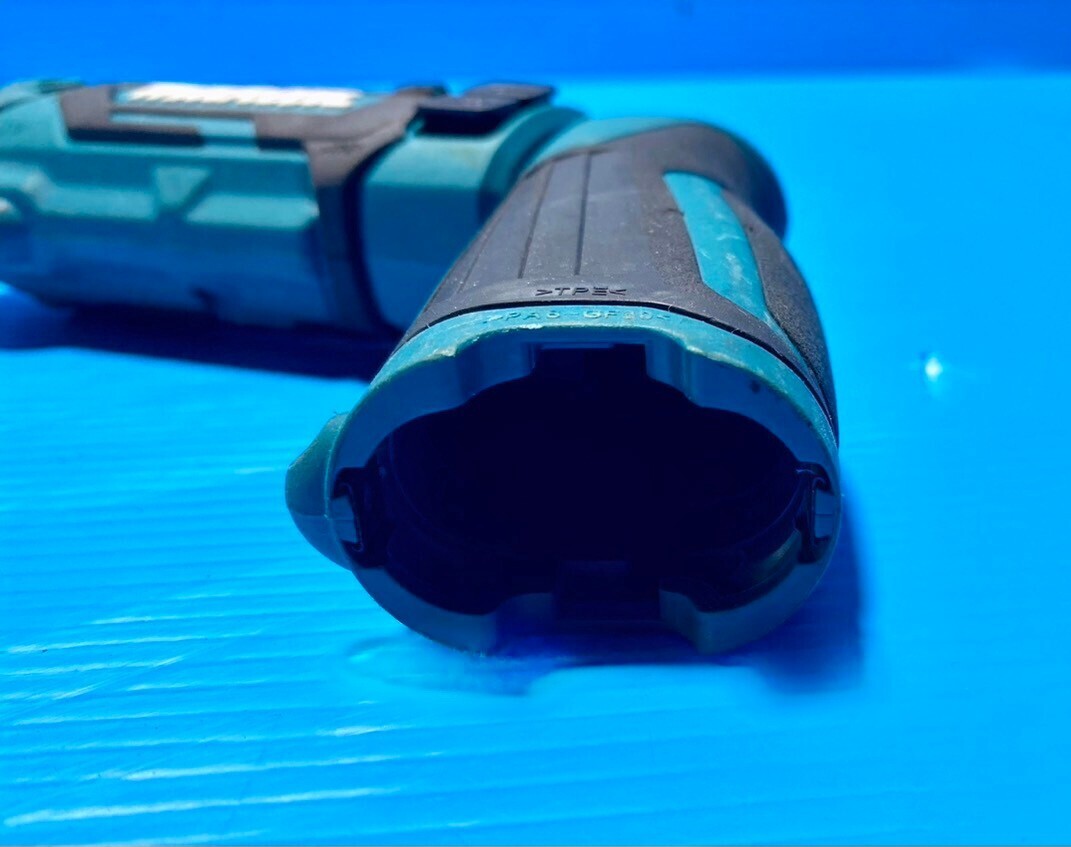 Yahoo!オークション - F704 Makita マキタ 充電式ペンドライバドリル ...