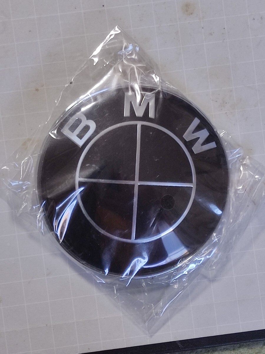 Yahoo!オークション - BMW ボンネットエンブレム ALL BLACK 82mm BMWエ...
