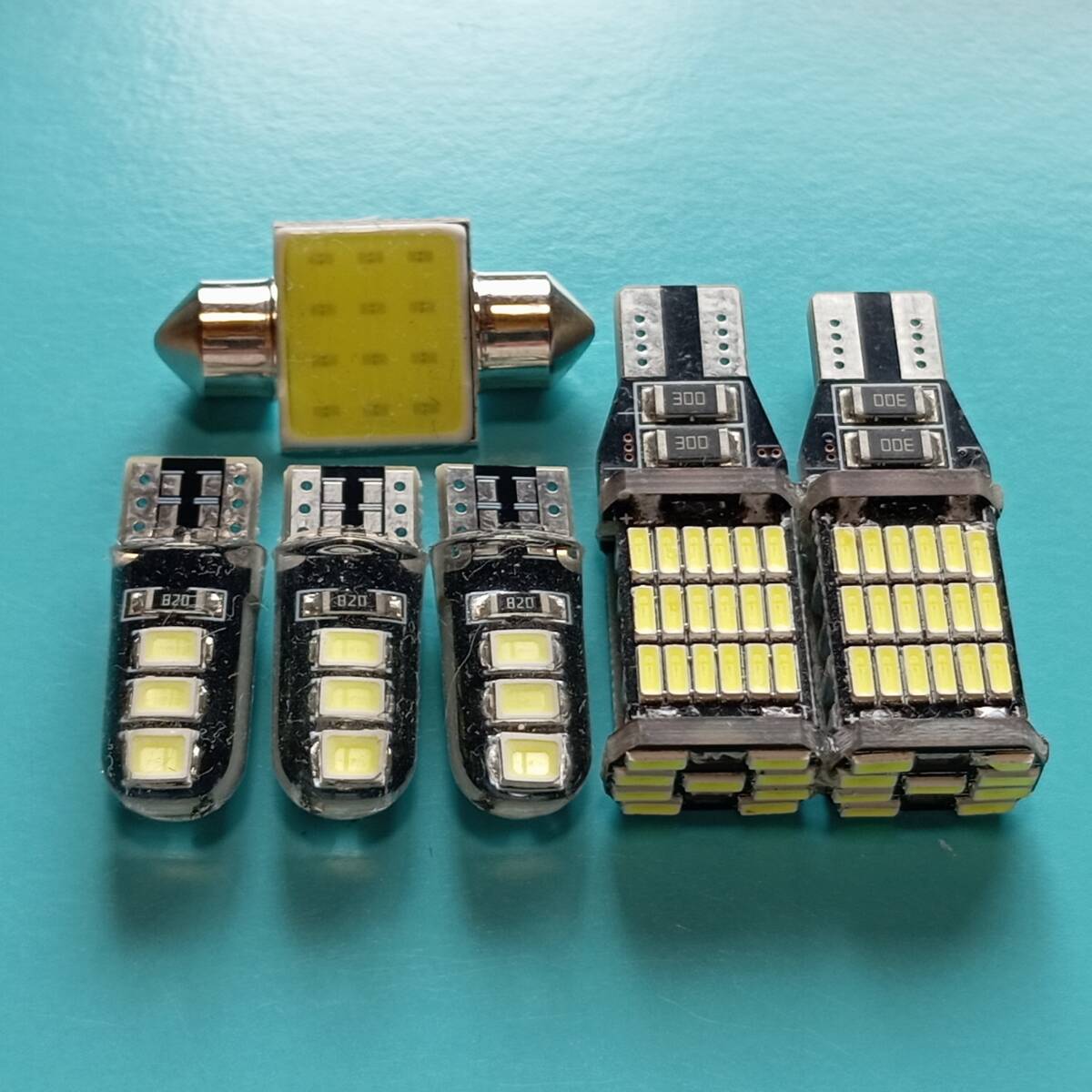 Yahoo!オークション - 超爆光 クリッパートラック U71/72 T10 LED ルー...