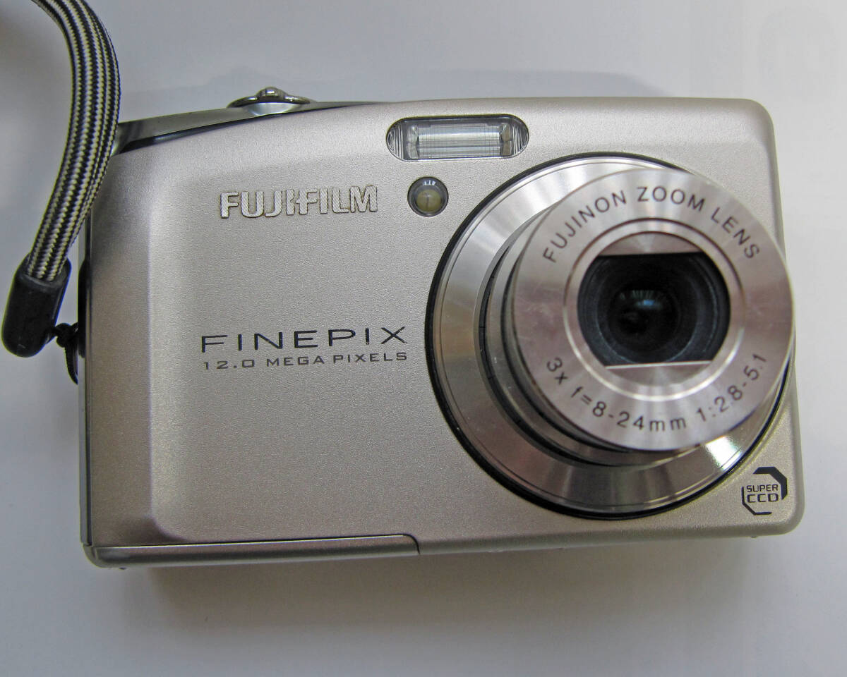 Yahoo!オークション - FUJIFILM Finepix F50fd