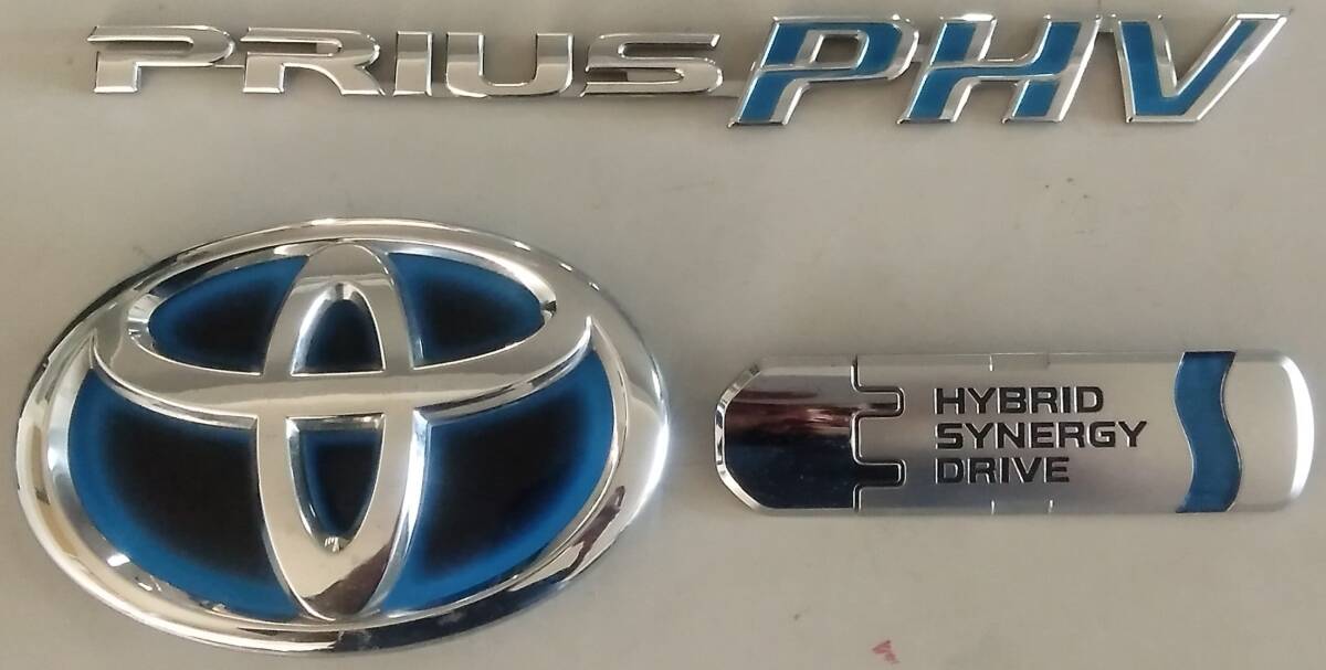 Yahoo!オークション - トヨタ プリウス DLA-ZVW35 PHVハイブリッド シ...