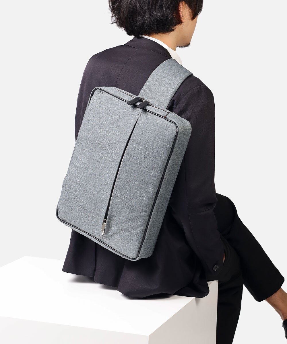 Yahoo!オークション - BB135 イズイット 定価25300円 新品 2WAY ビジネ...