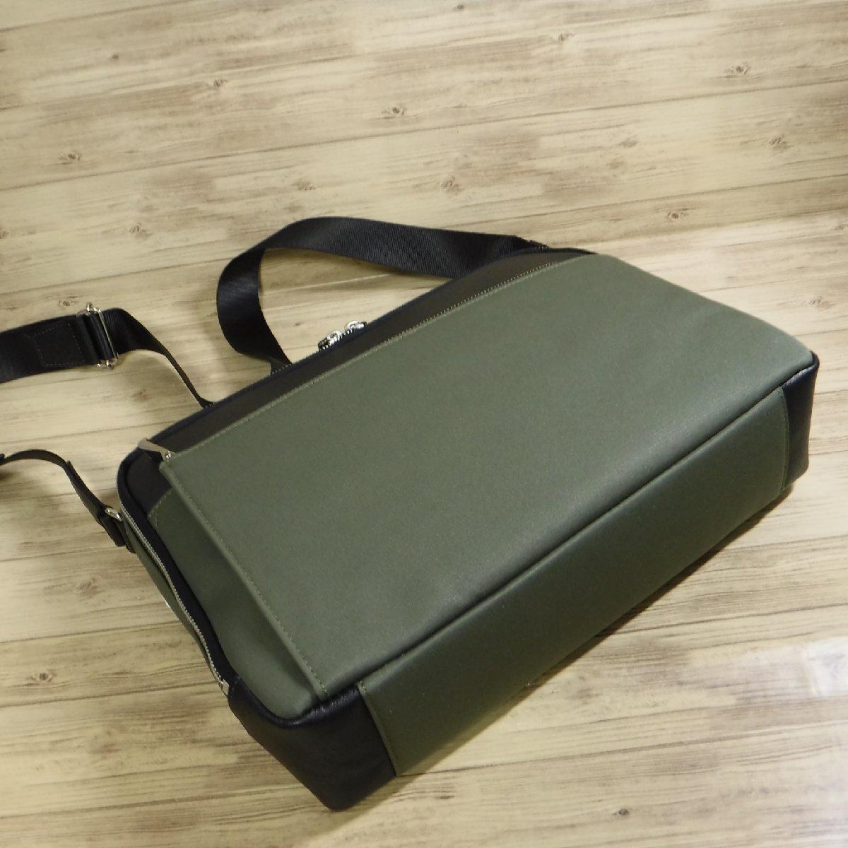 Yahoo!オークション - BB36 タケオキクチ 定価24200円 新品 ショルダー...