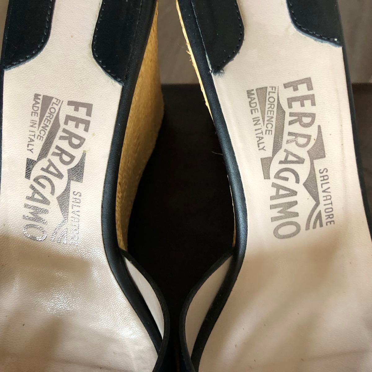 美品 Salvatore Ferragamoサルヴァトーレフェラガモ ウェッジ 美品 Salvatore Ferragamoサルヴァトーレフェラガモ ウェッジ