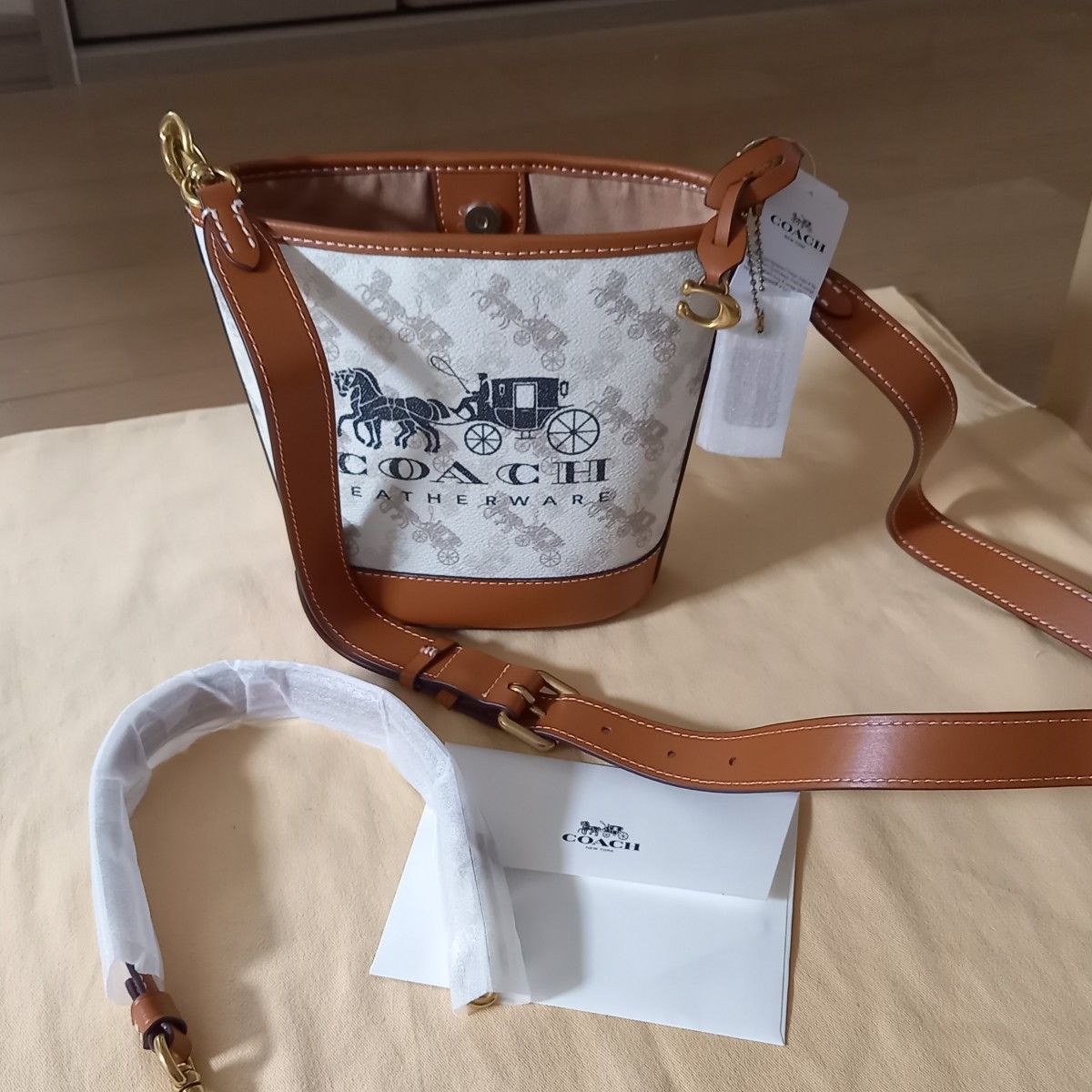 COACH コーチダコタ バケット バッグ 16ホース アンド COACH コーチダコタ バケット バッグ 16ホース アンド