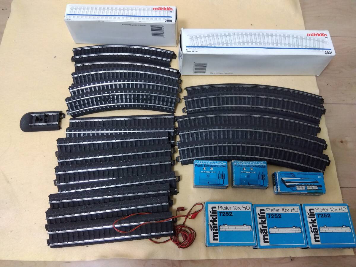 HOゲージ メルクリン 2001＆2031 直線 曲線レール＆7223＆7245 ユニバーサルコントロールスイッチ＆7252 脚橋セット まとめて(線路)｜売買されたオークション情報 ...