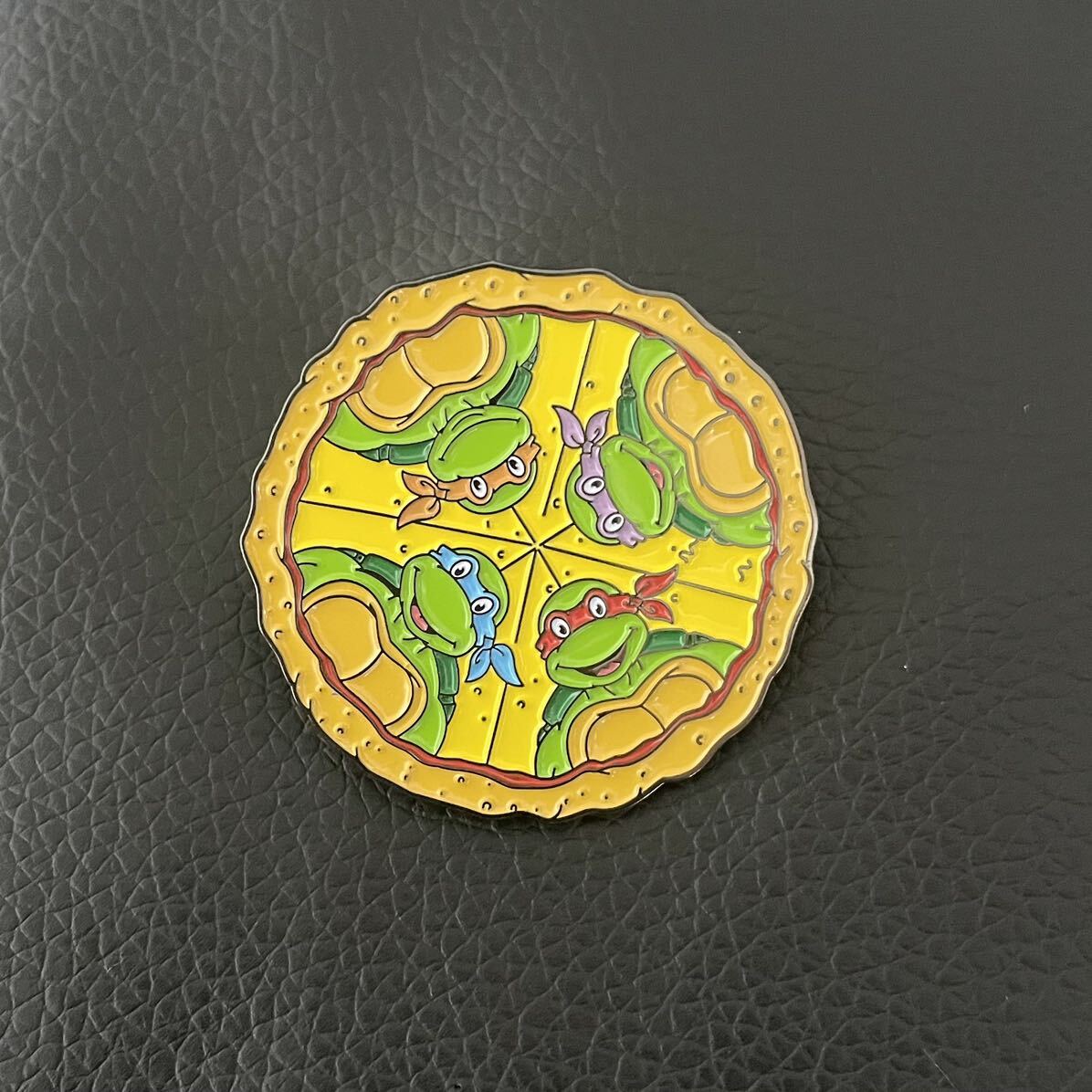 Yahoo!オークション - タートルズ ピンバッジ TURTLES TMNT アメコミ p...