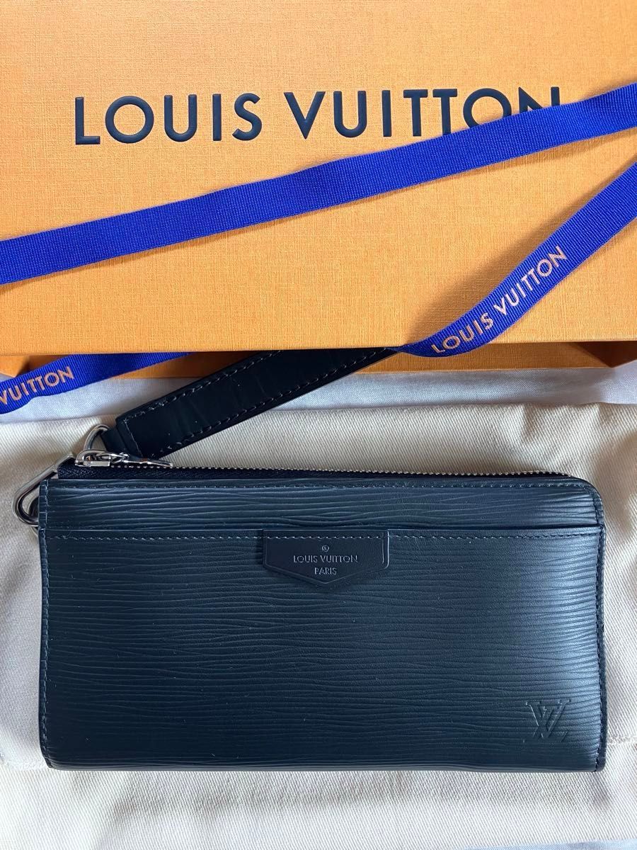 極美品 LOUIS VUITTON ジッピードラゴンヌ M81325 エピ レザー 極美品 LOUIS VUITTON ジッピードラゴンヌ M81325 エピ レザー