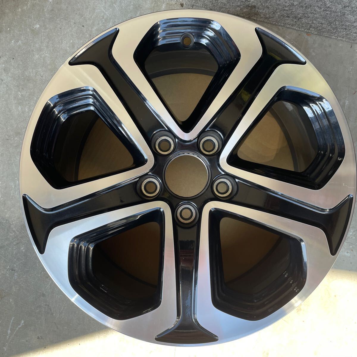 Yahoo!オークション - ホンダ ヴェゼル RU3 アルミホイール 17インチ ...