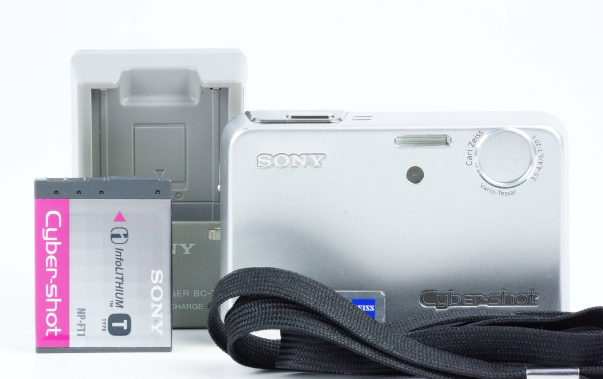Yahoo!オークション - ソニー SONY Cyber-Shot DSC-T3 シルバーボディ ...
