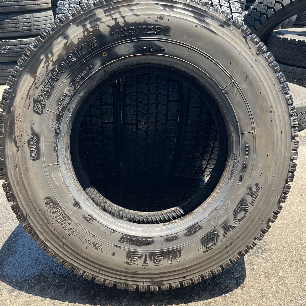 Yahoo!オークション - 225/80R17.5 TOYO 123/122L M919 激安美品 4本セ...