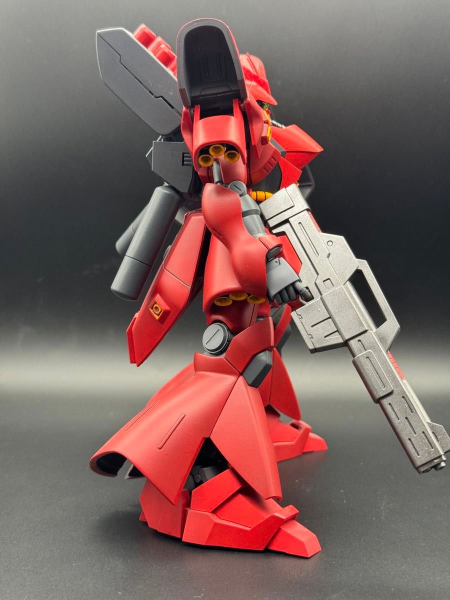 ガンプラ塗装済み完成品 HGUC 1/144 サザビー|Yahoo!フリマ(旧 ガンプラ塗装済み完成品 HGUC 1/144 サザビー|Yahoo!フリマ(旧