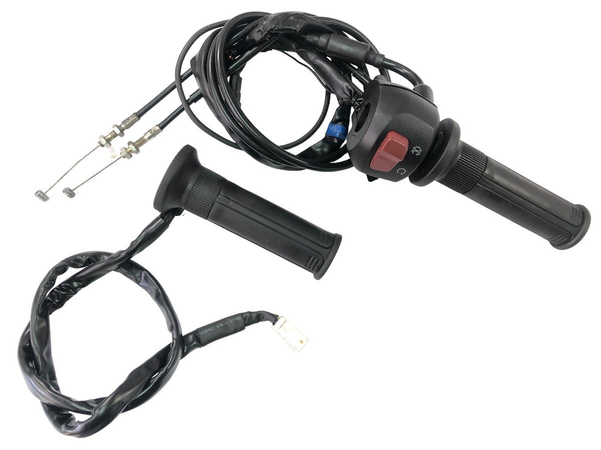 SUZUKI GSX-R125 ABS DL33B 右 ハンドルスイッチ グリップ左右 固着無さそう 補修 レストアにも 2488-L2117(スズキ用)｜売買されたオークション情報 ...