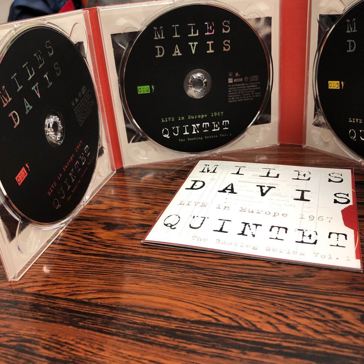 Yahoo!オークション - 美品 3CD+DVD Miles Davis Quintet Live In Eur...