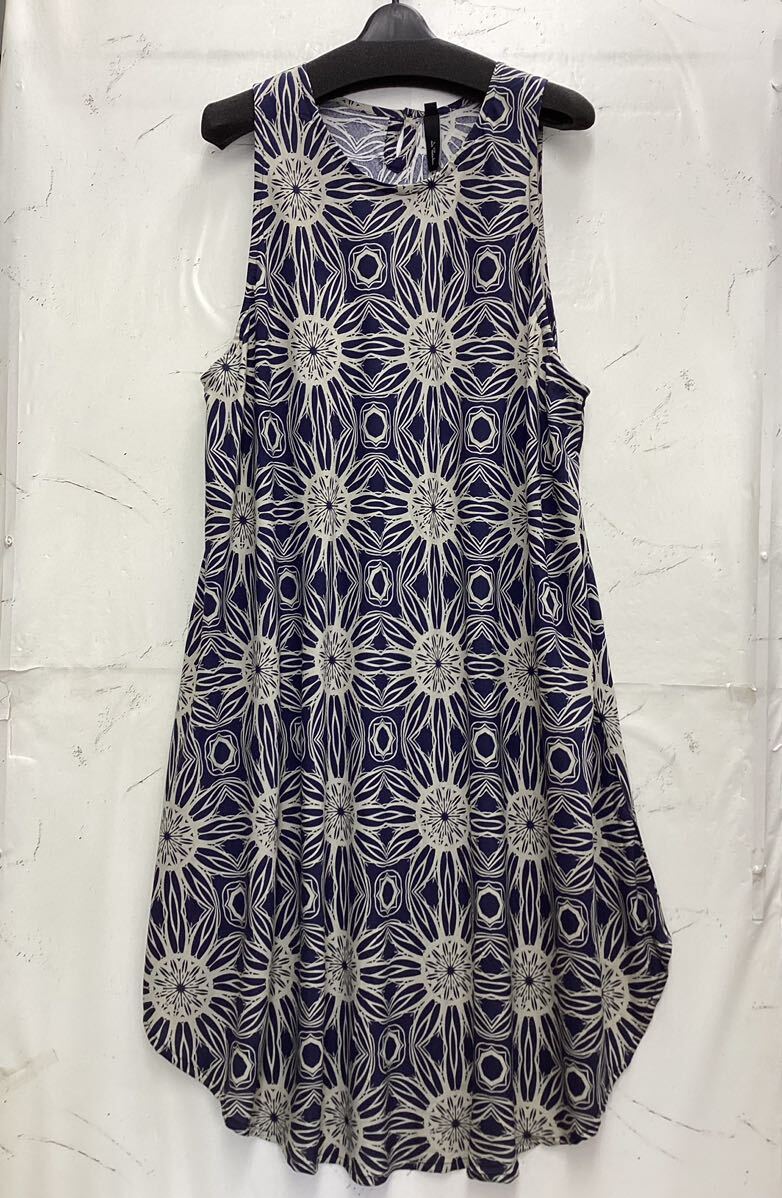 Yahoo!オークション - [S56]ひんやり ジャンパースカート(M-L 紺×グレ...