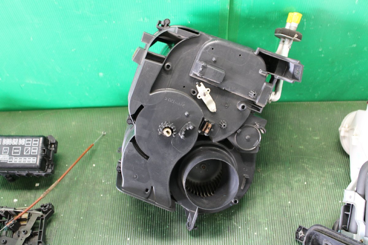 Yahoo!オークション - ハイゼット S200P エアコンキット コンプレッサ...