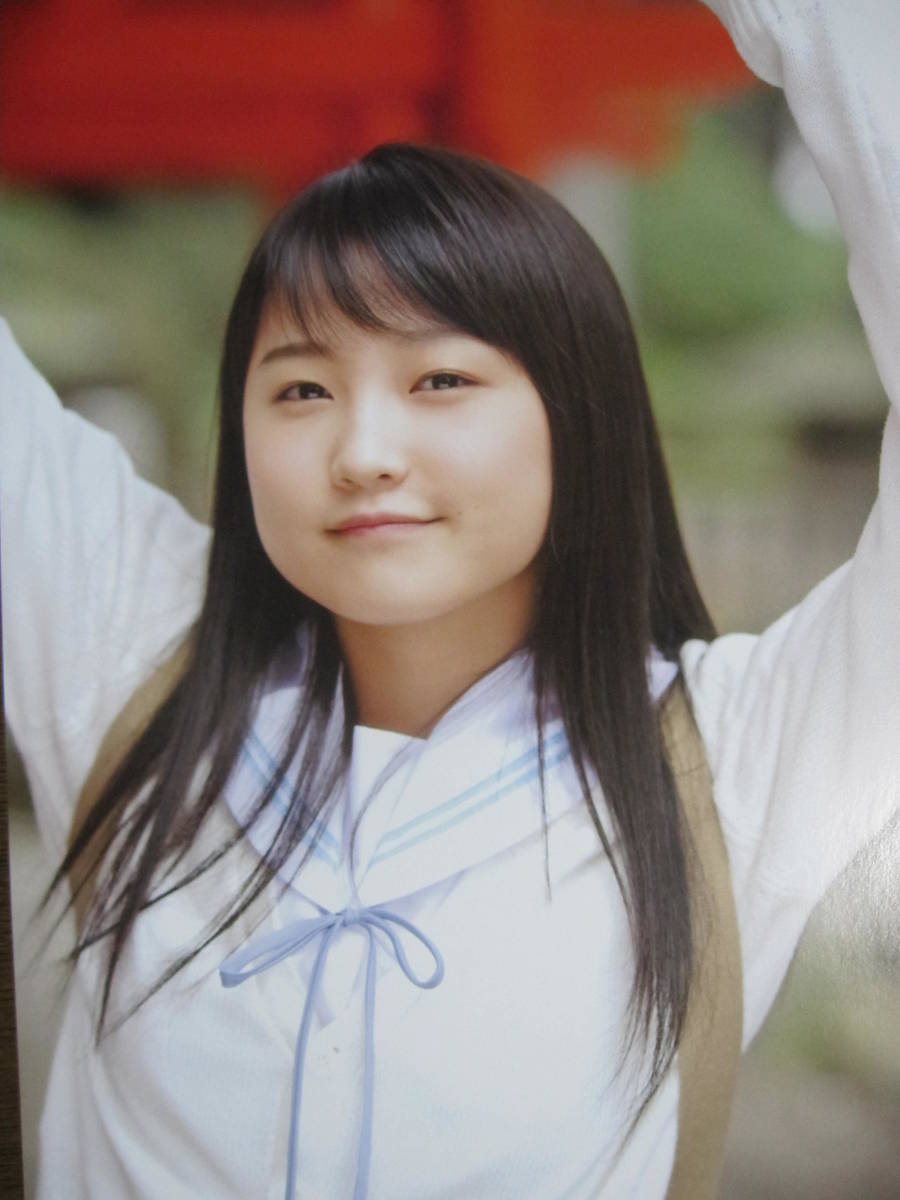 Yahoo!オークション - 切り抜き （305a-8）鞘師里保 モーニング娘