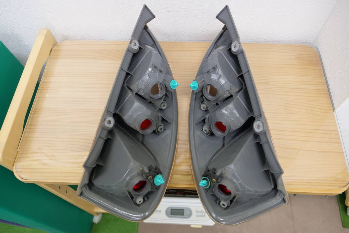 Yahoo!オークション - スバル R2 クリアテールランプ 左右 純正OP 希少...