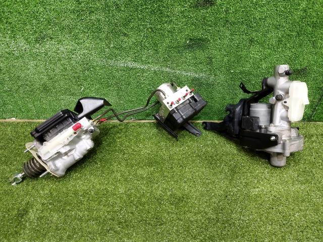 Yahoo!オークション - フリード＋ DAA-GB7 ABSアクチュエーター ブレー...