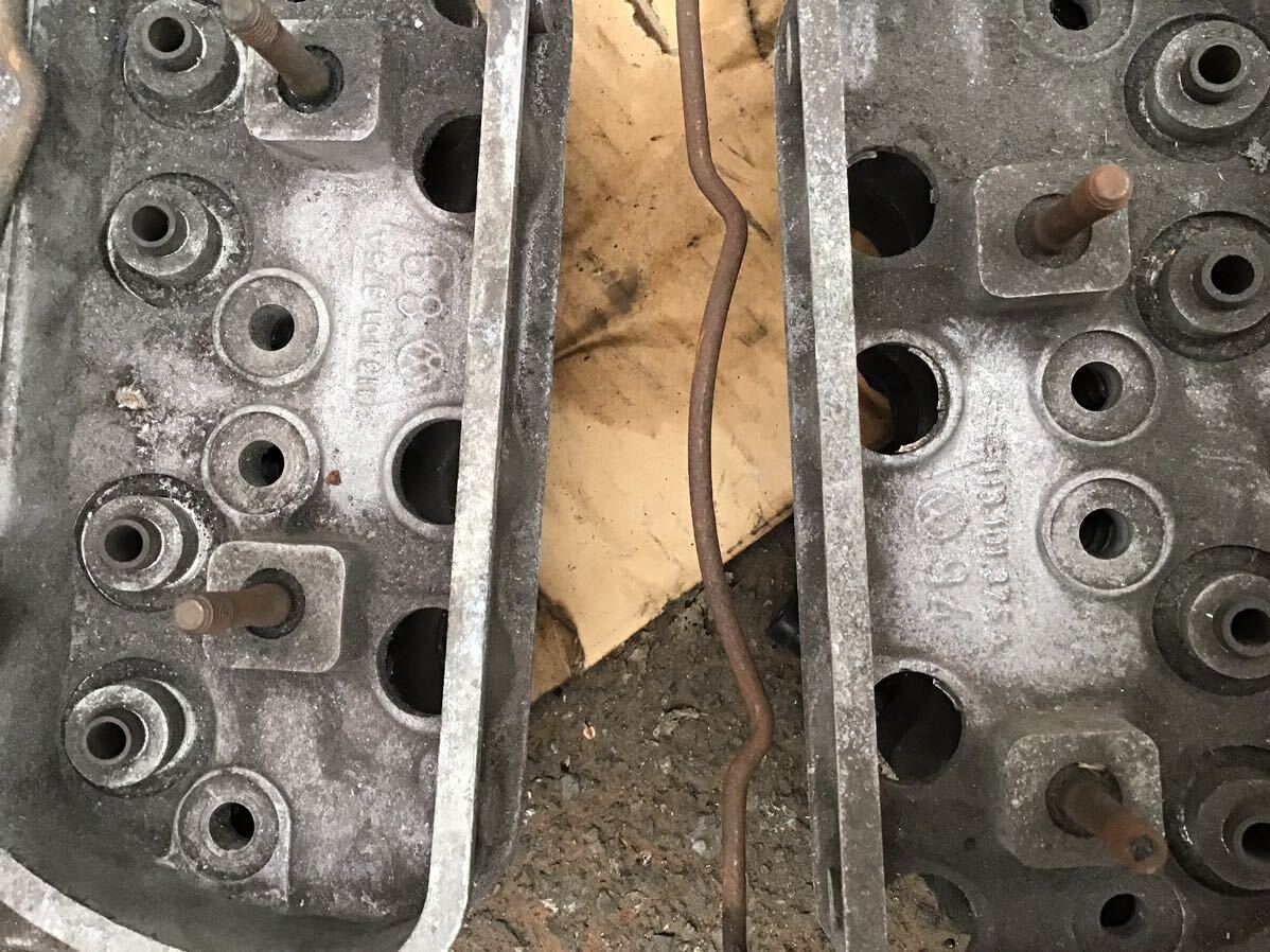 け241 VWT-1 シリンダーヘッド 左右 113 10/375A ボア99m/m(その他)｜売買されたオークション情報、yahooの商品 ...