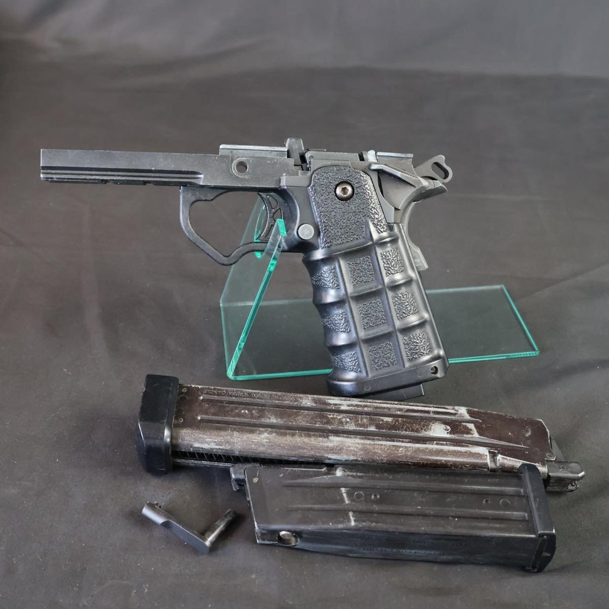 Yahoo!オークション - 東京マルイ ハイキャパ ベースカスタム品 ガスブ...