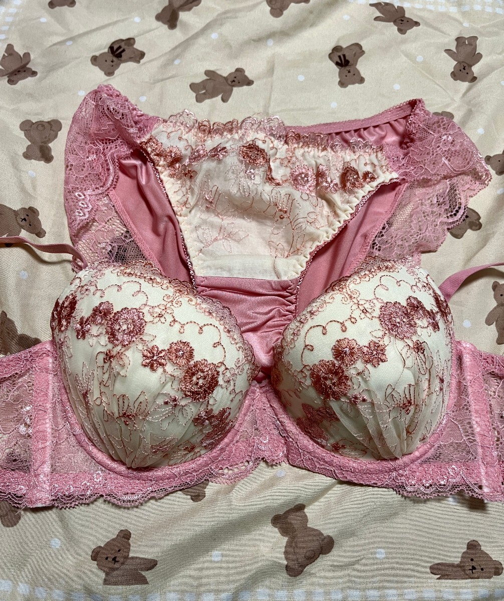 Yahoo!オークション - Dcup/ブラジャーショーツセット レディースイン...