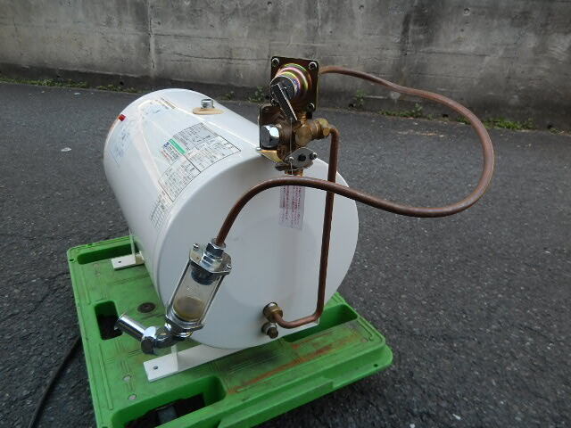 Yahoo!オークション - E0220PU@2022年 イトミック電気温水器w480+30+90...