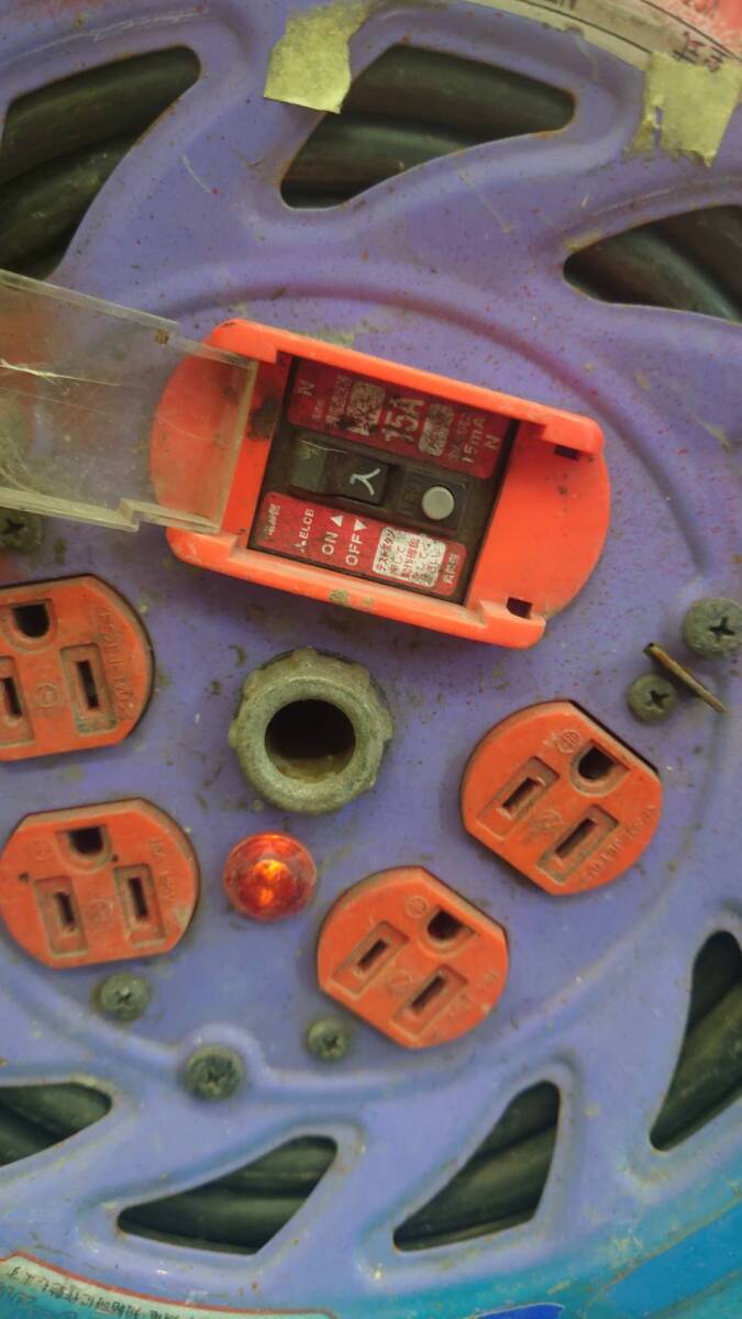 Yahoo!オークション - H8110-2 日動 コードリール NF-EK34 100V 屋内型...