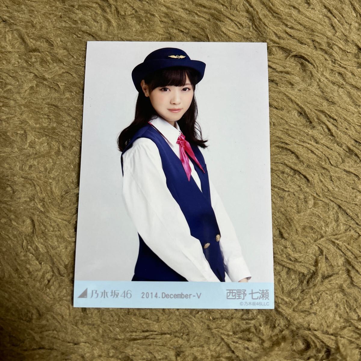 乃木坂46 西野七瀬 生写真 2014.December-Ⅴ CA風 チュウ 1枚(乃木坂46)｜売買されたオークション情報、yahooの商品情報をアーカイブ公開 - オークファン ...
