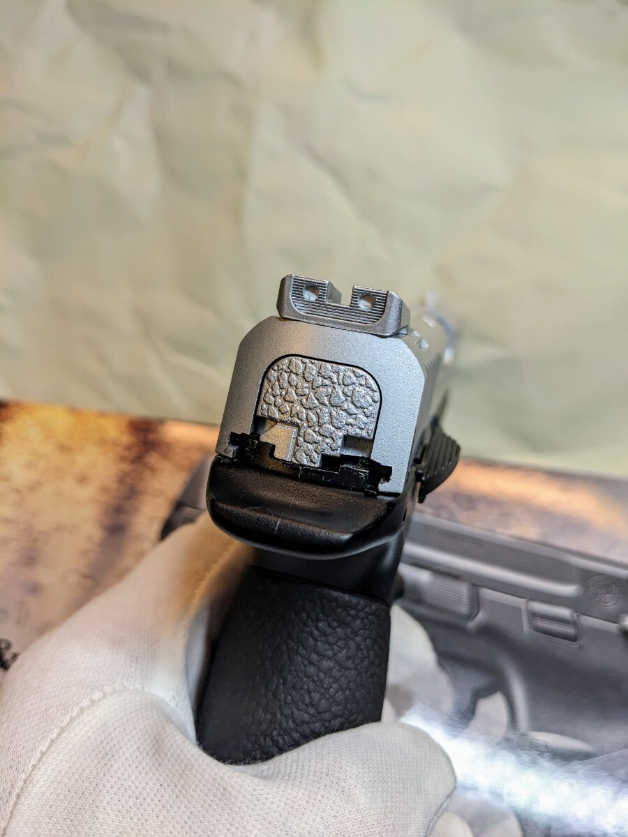 東京マルイ M&P9 ガスブローバック スライドシルバー塗装 東京マルイ M&P9 ガスブローバック スライドシルバー塗装