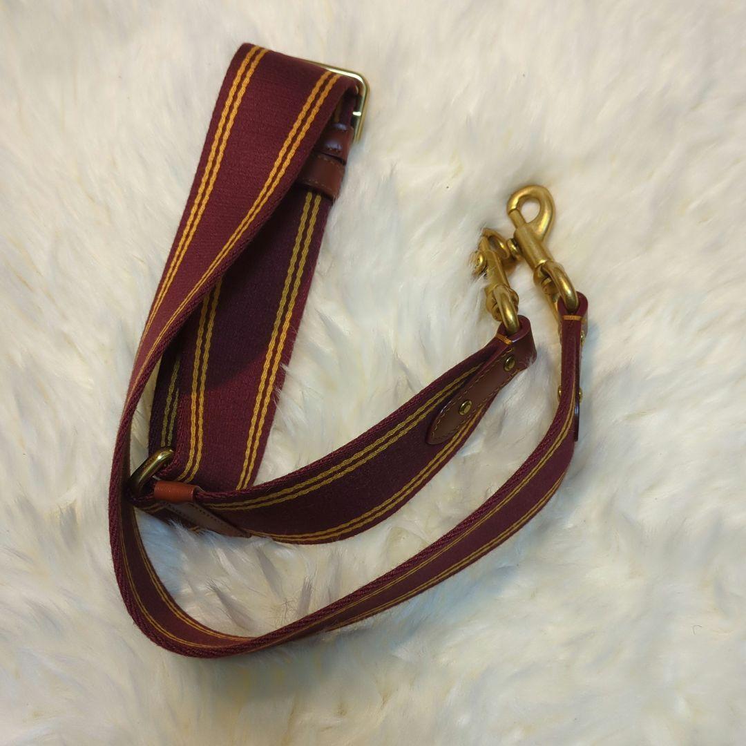 美品 コーチ フィールドトート40 トートバッグ レキシー 美品 コーチ フィールドトート40 トートバッグ レキシー