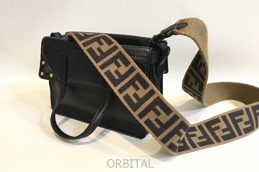 二子玉)FENDI フェンディ フリップ スモール 3WAYショルダー 二子玉)FENDI フェンディ フリップ スモール 3WAYショルダー
