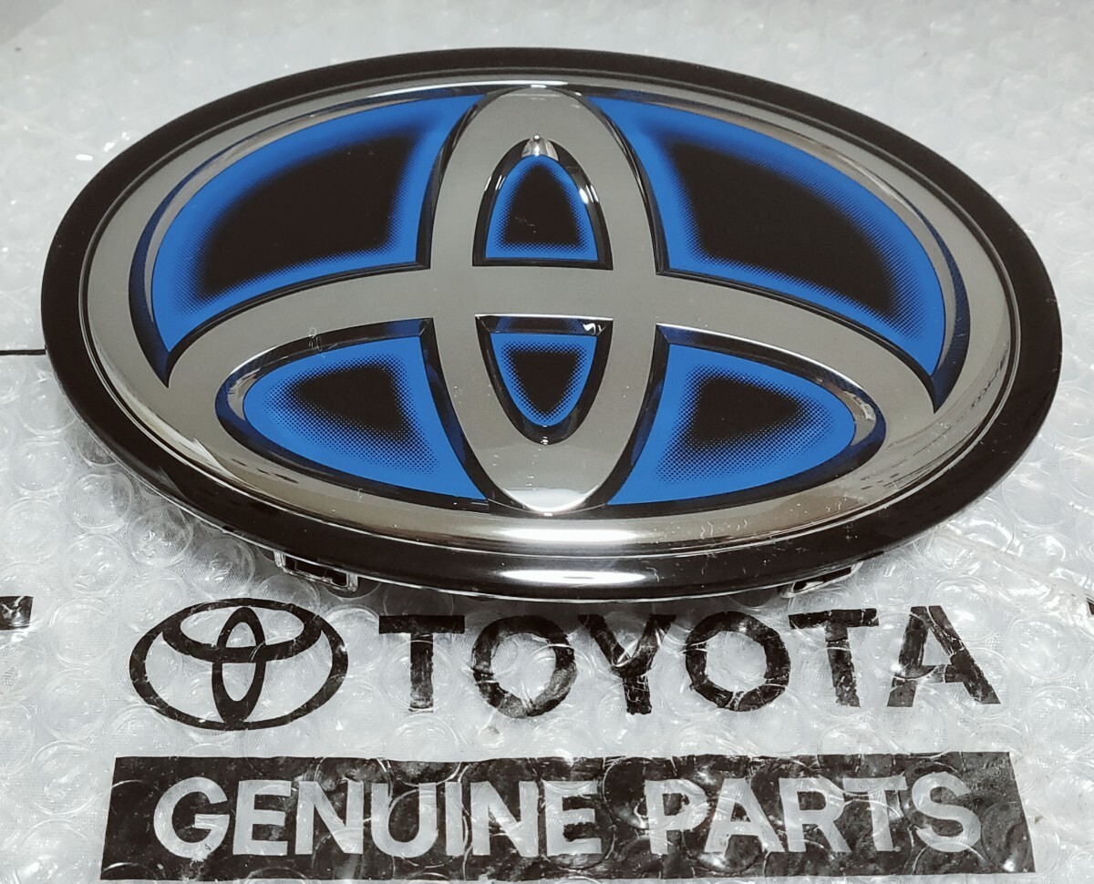 Yahoo!オークション - カローラクロス CHR後期 トヨタエンブレム TOYOT...