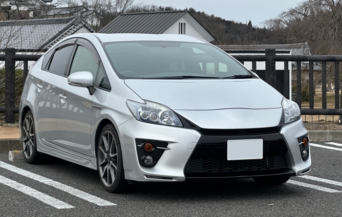 Yahoo!オークション - プリウス ZVW30 G's 仕様 Gツーリング ヘドアッ...