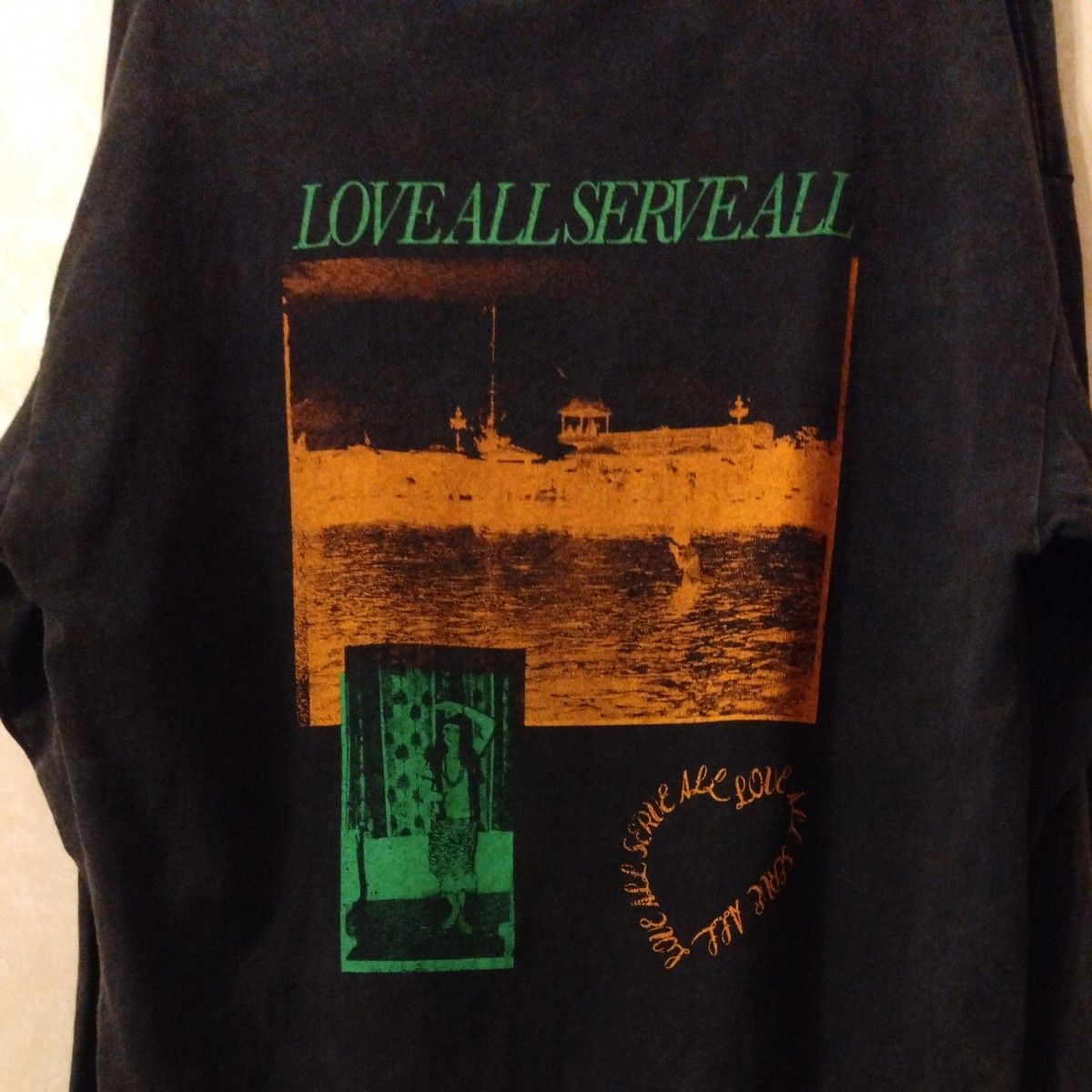 藤井風 T シャツ L サイズはオフィシャルでは売り切れてます 藤井風 T シャツ L サイズはオフィシャルでは売り切れてます