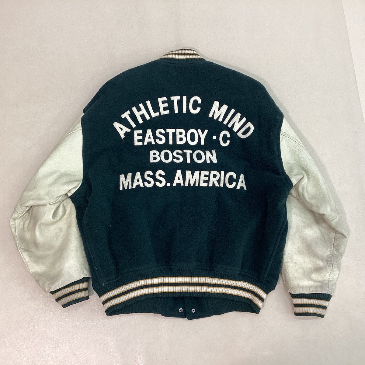 EAST BOY イーストボーイ BOSTON USA 本革 レザー袖 革スタジャン ワッペン 刺繍 古着 ヴィンテージ メンズ サイズ9号 緑x白/1.26kg(Mサイズ)｜売買された ...