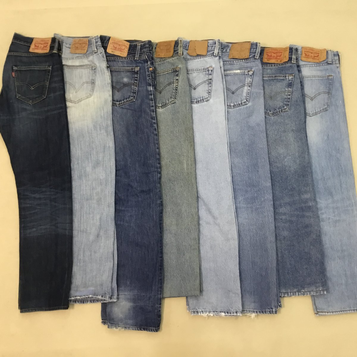 LEVIS Levi's リーバイス 8点 まとめ売り 501 4985 3757 689 647 204 60 スモールe ギャランティーチケット ボタンフライ MIX /5.28kg(その ...