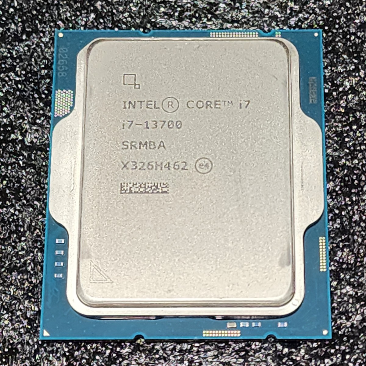 CPU Intel Core i7 13700 2 1GHz 16コア24スレッド RaptorLake CPU Intel Core i7 13700 2 1GHz 16コア24スレッド RaptorLake