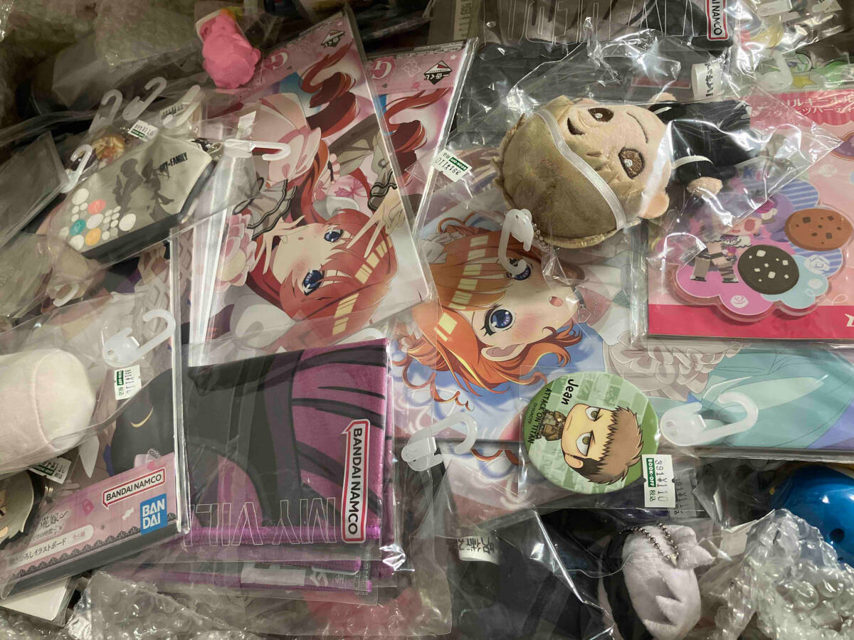 Yahoo!オークション - ジャンク ④大量 アニメ ゲームキャラ中心グッズ...