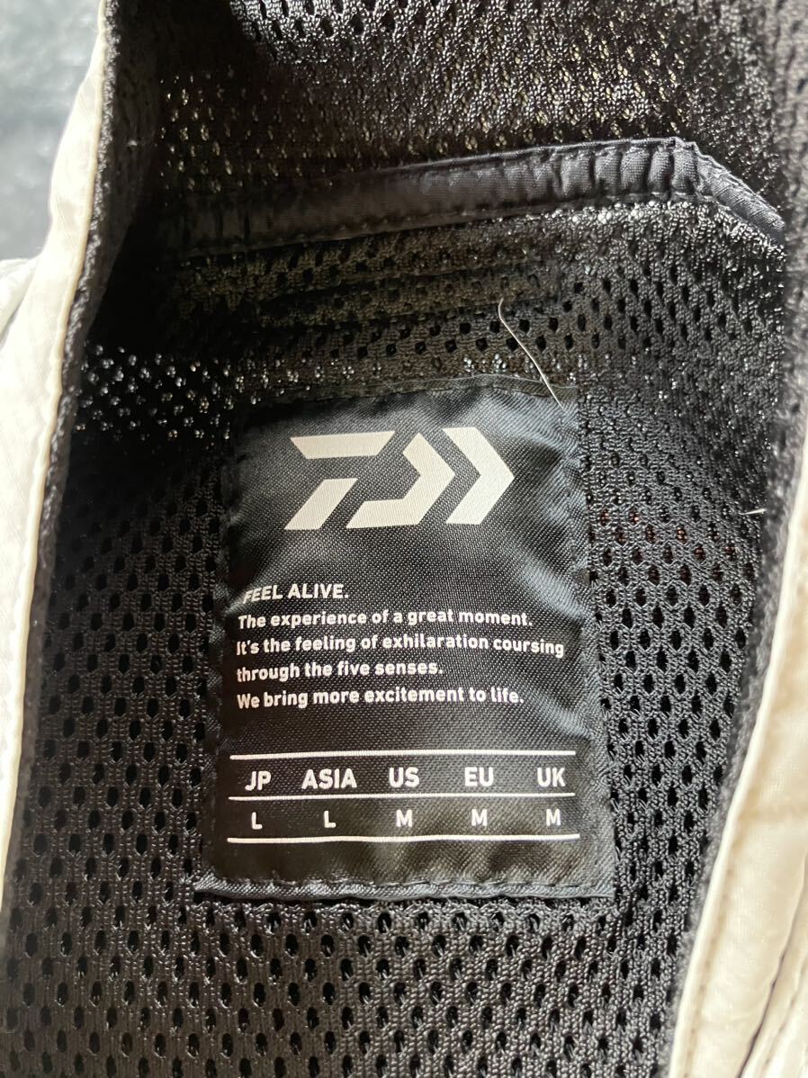 Yahoo!オークション - ダイワスペシャルバリアテックショートベストDV-...