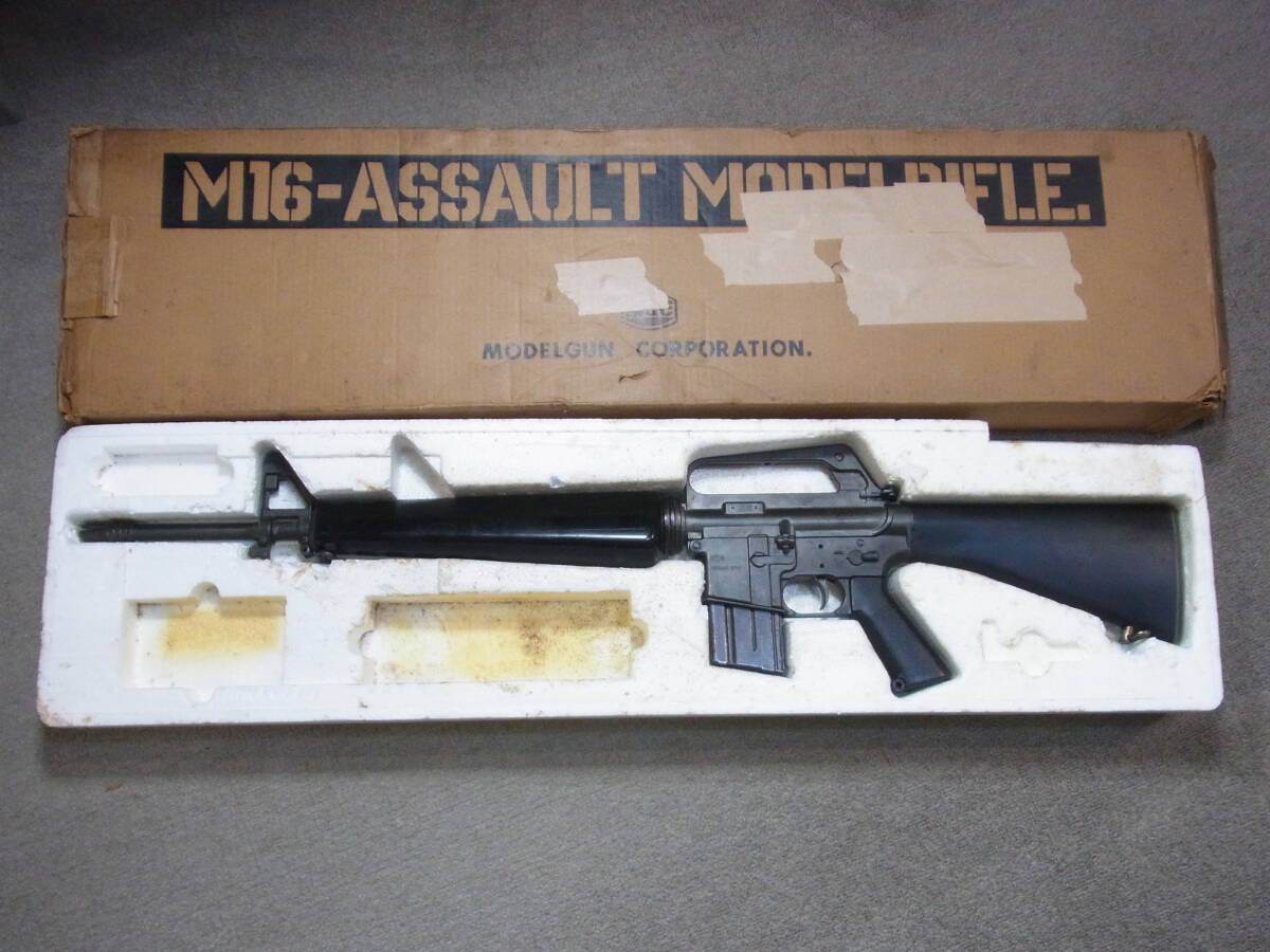 2406 MGC M16 アサルトライフル SMG 金属製モデルガン 絶版品(モデルガン)｜売買されたオークション情報、yahooの商品情報をアーカイブ公開 - オークファン（aucfan.com）