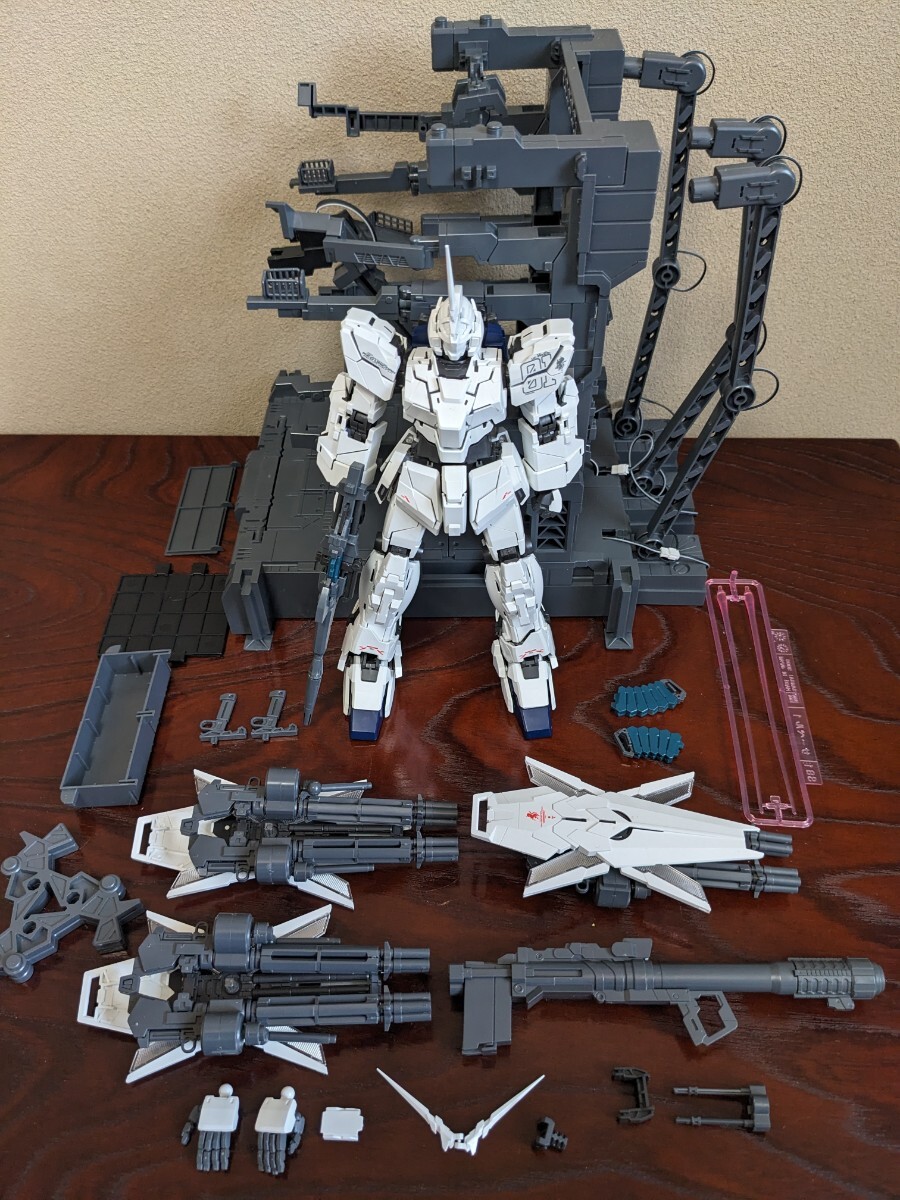 Yahoo!オークション - MGEXユニコーンガンダムver.ka完成品 LED発光 バ...