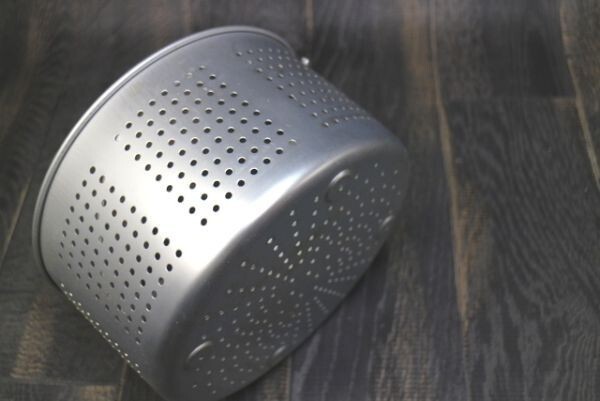 Yahoo!オークション - R661 パスタ専用 パスタ 湯切り鍋 面倒な湯切り...