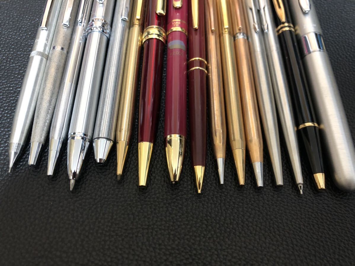 Yahoo!オークション - (D946)ボールペン シャープペン まとめ品 大量出...